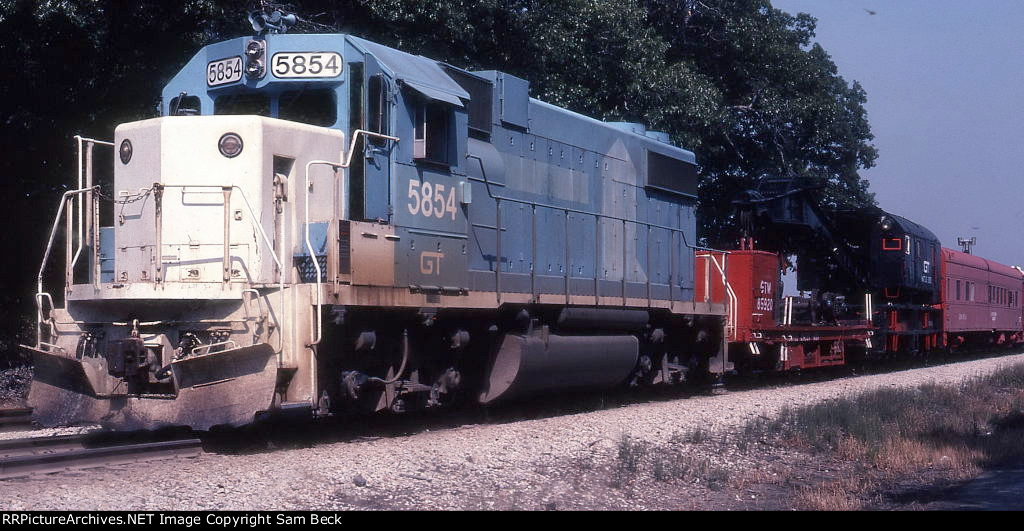 GTW 5854 with the Battle Creek Wreck Train